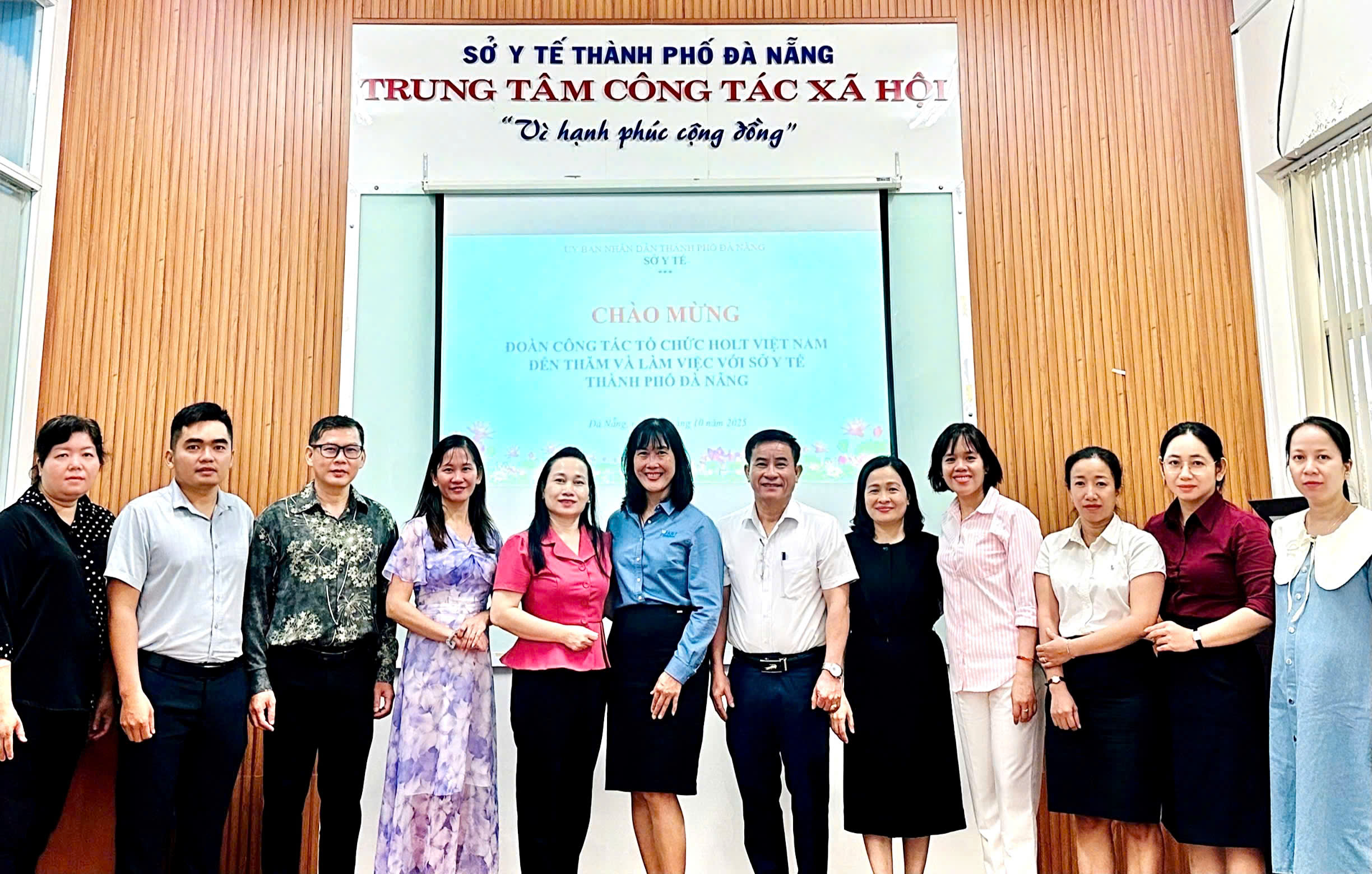 Trung tâm công tác xã hội Đà Nẵng, Tư vấn sức khỏe, kỹ năng sống, tự kỷ ...